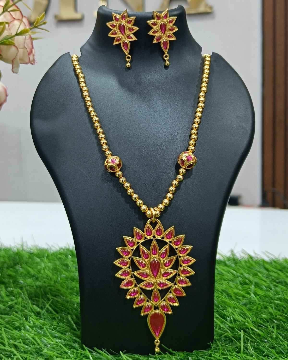 Pink paat dugdugi set – Koina